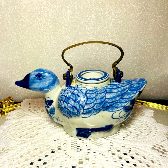 Accents | Vintage Chinese Porcelain Duck Teapot | Poshmark